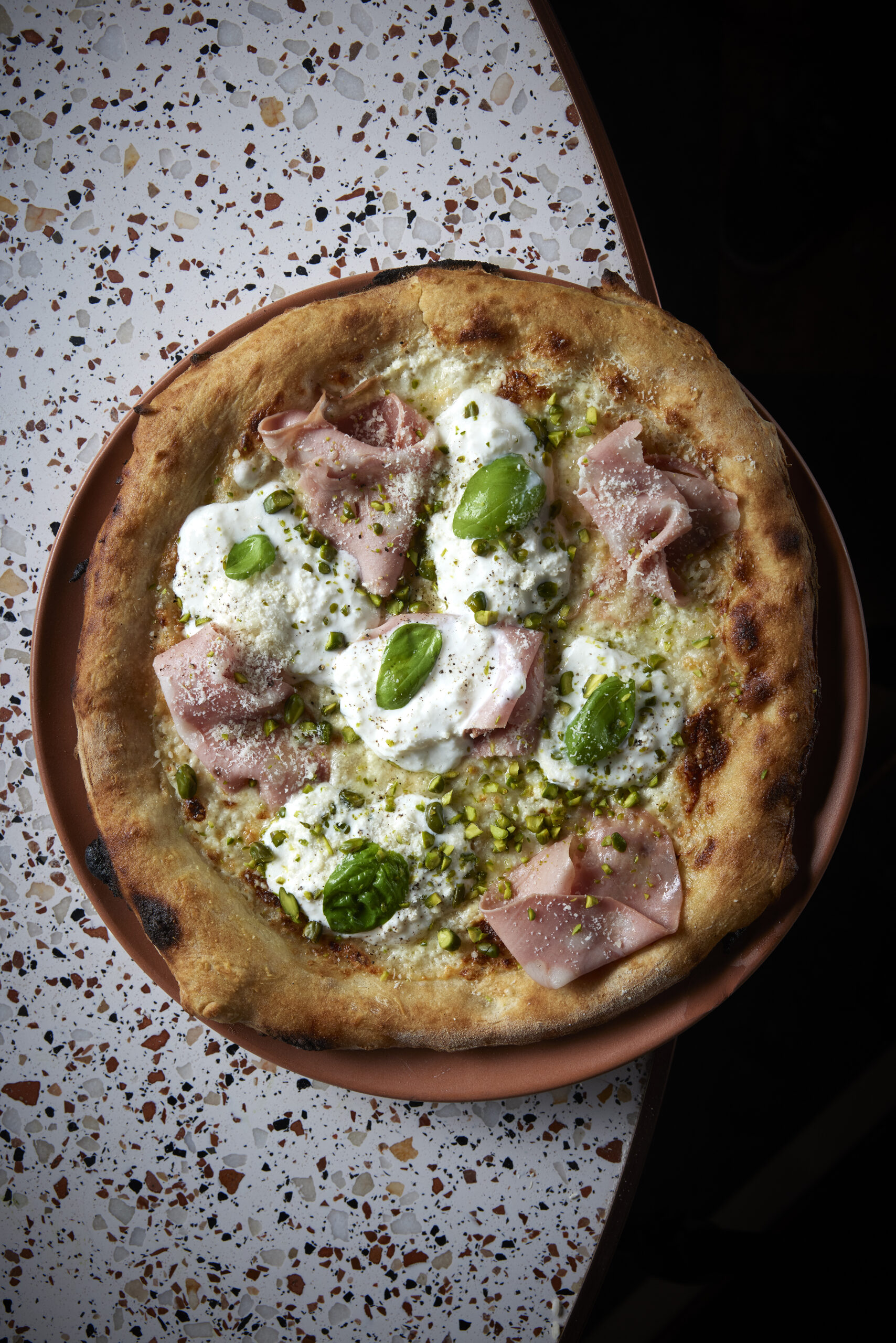 Romantic and passionate Alelí | Grupo Dani García